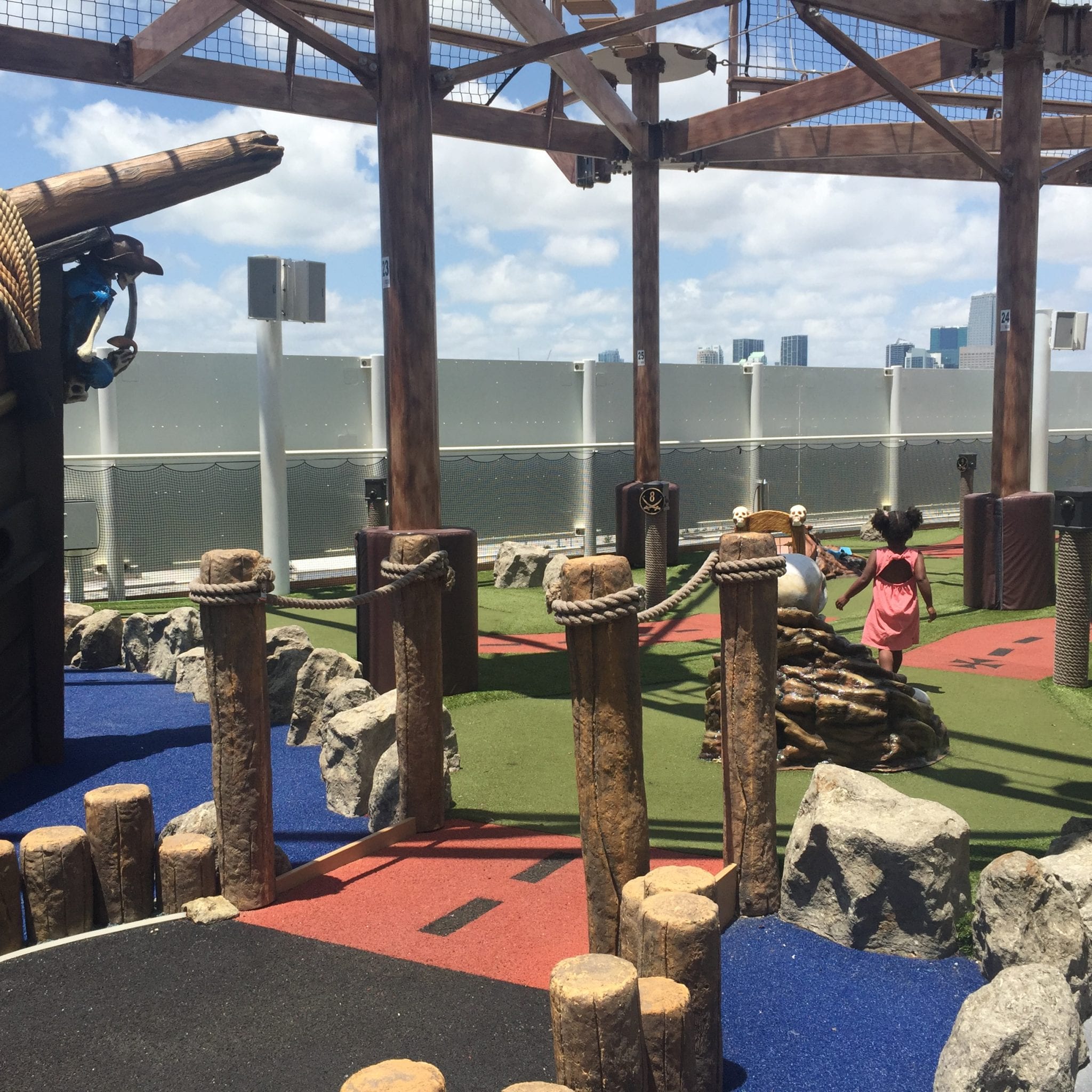 NCL’s Getaway- Photo (Ph)riday | Global Munchkins