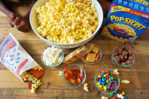 Simple DIY Movie Night Popcorn Station | Global Munchkins