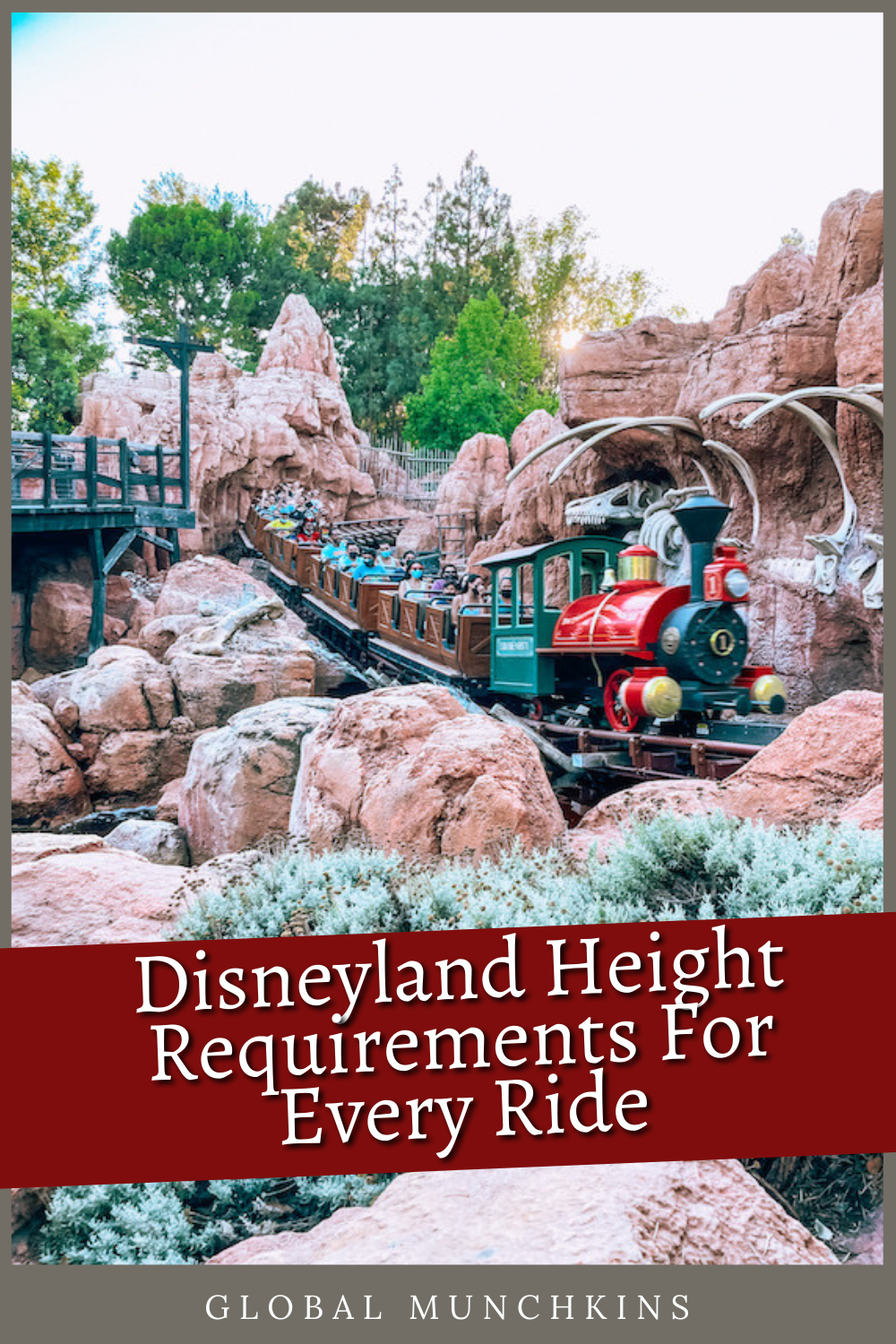 Disneyland Height Requirements – Everything you need to know + Awesome ...