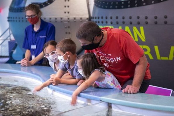 15 Awesome Things to Do in Milwaukee with Kids! | Global Munchkins