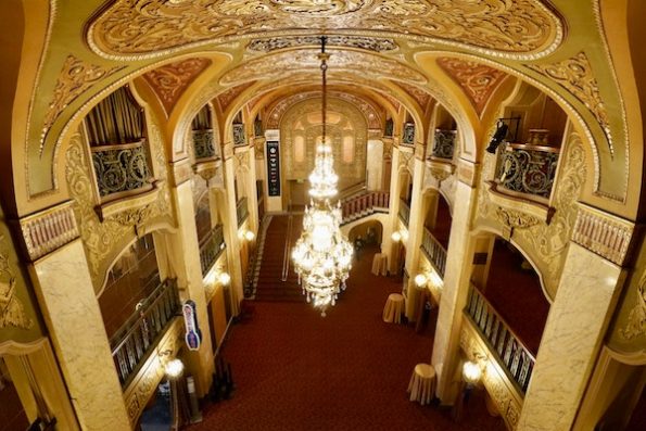 Top 15 Best Things To Do at Night in Seattle | Global Munchkins