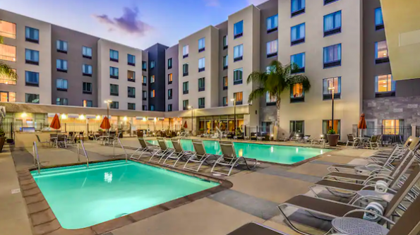 9 of the Best Disneyland Good Neighbor Hotels For Your Family
